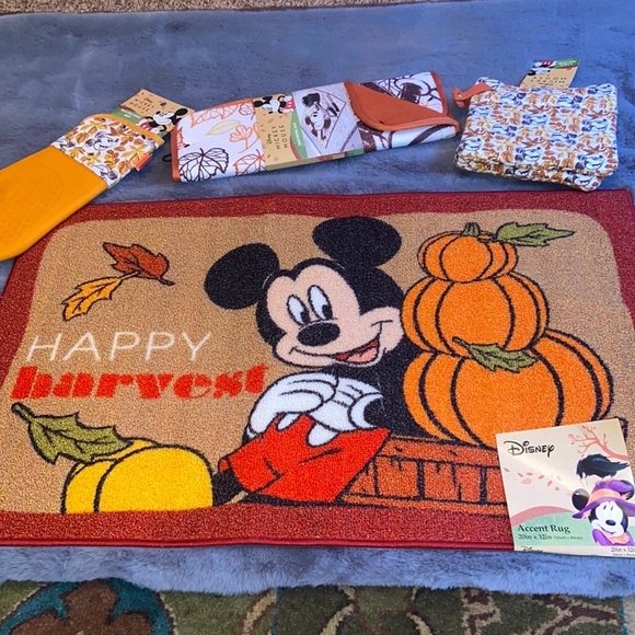 Disney | Holiday | Big Happy Harvest Lot Disney Mickey Mouse Nwt ...
